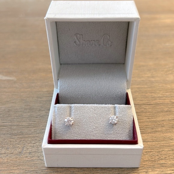 Shane Co. | Jewelry | Shane Co 4k Rose Gold Diamond Stud Earrings ...